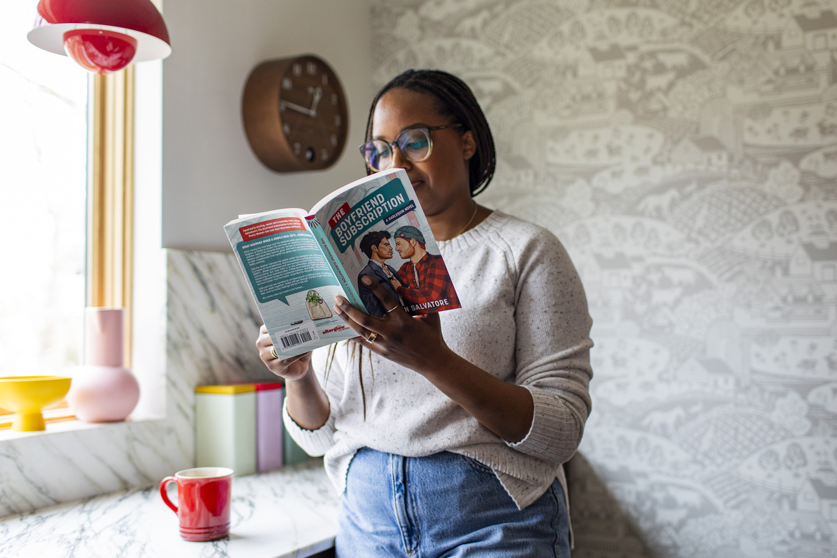 9 New Laugh Out Loud Romantic Comedy Books - Harlequin Ever After